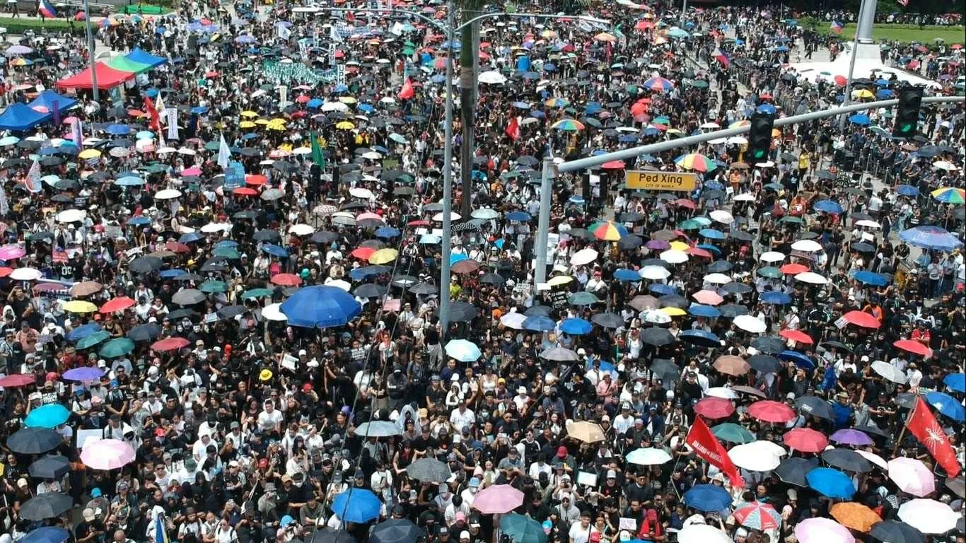 Daan-daang libong Pilipino, kumilos kontra korapsyon noong Setyembre 21